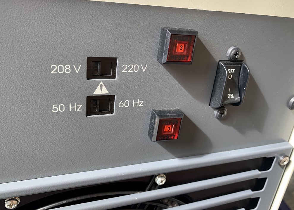 CTI-Cryogenics 8200 Compressorコンプレッサー