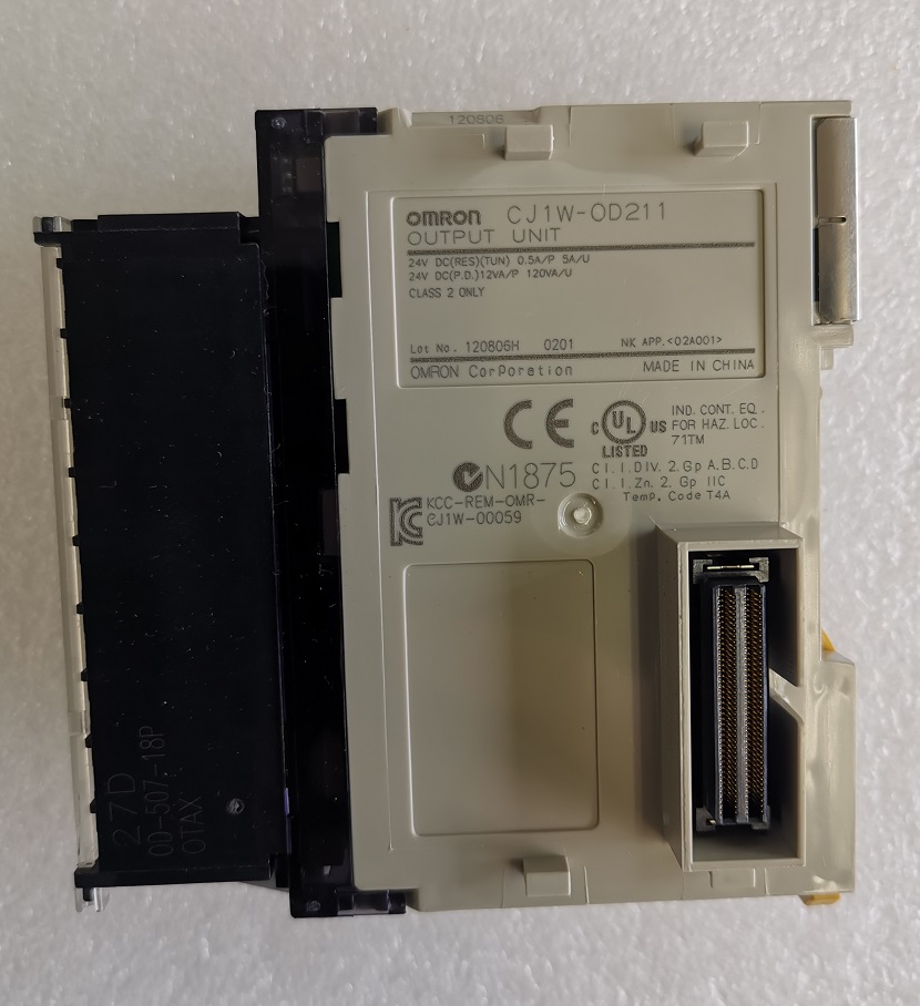 OMRON CJ1W-OD211 OUTPUT UNIT