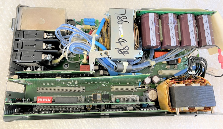 AE RF GENERATOR APEX 1513 13.56MHZ