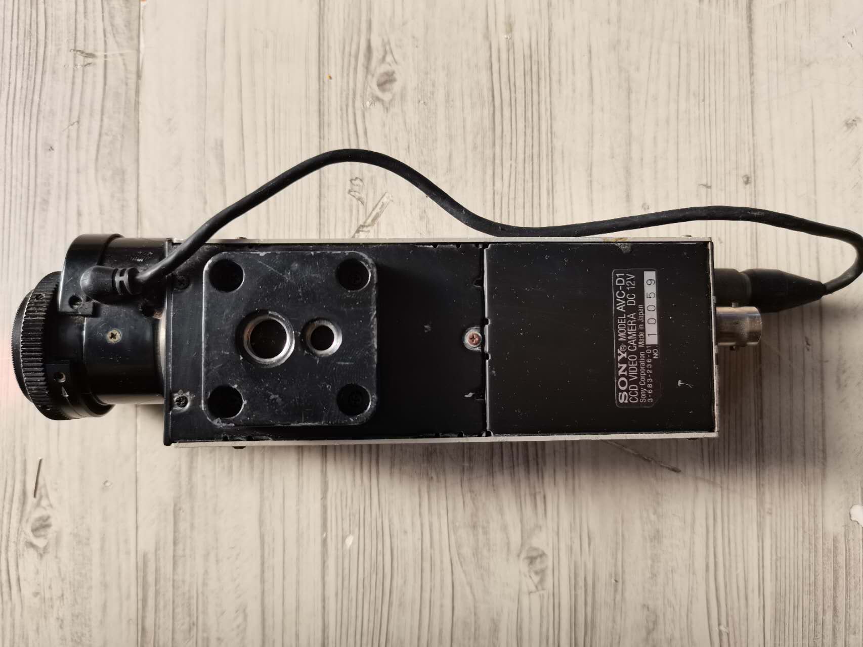 SONY AVC-D1 CCD VIDEO CAMERA