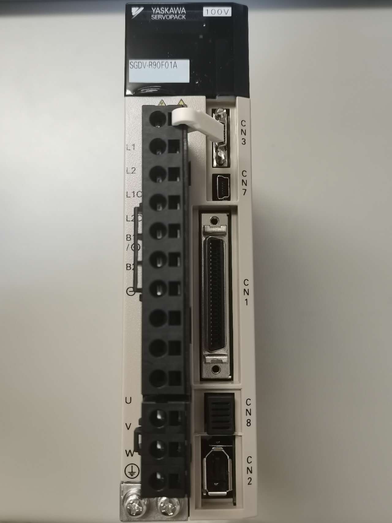 YASKAWA SGDV-R90F01A SERVO PACK