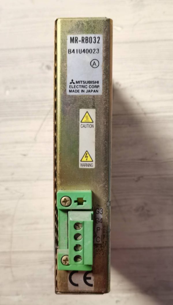 MITSUBISHI MR-RB032 REGENERATIVE RESISTOR