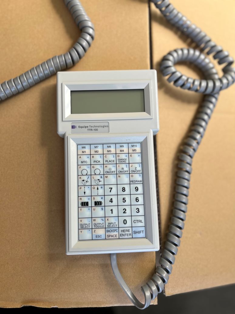 EQUIPE TTR-100 8045R2-2 ROBOT TEACH PENDANT