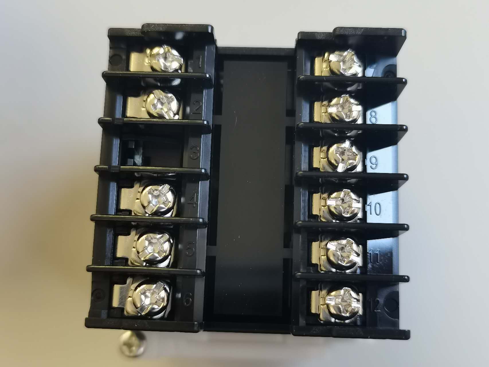 OMRON E5CC-CX2ASM-000 DIGITAL CONTROLLER